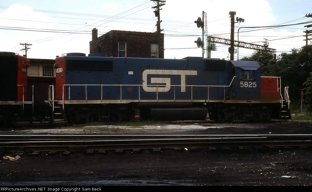 GTW 5825